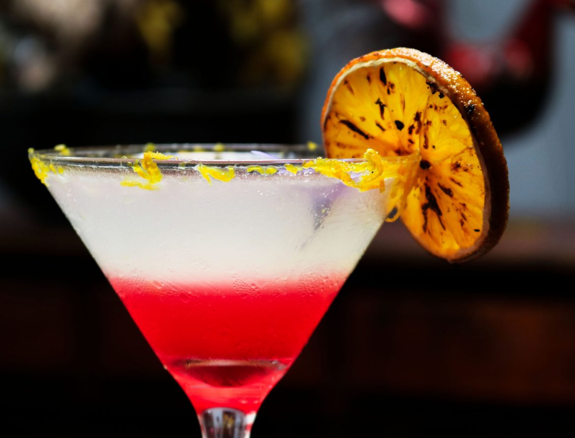 Le Coq Bar e Bistrô Renova a Carta de Drinques com Clássicos! – Revista ...